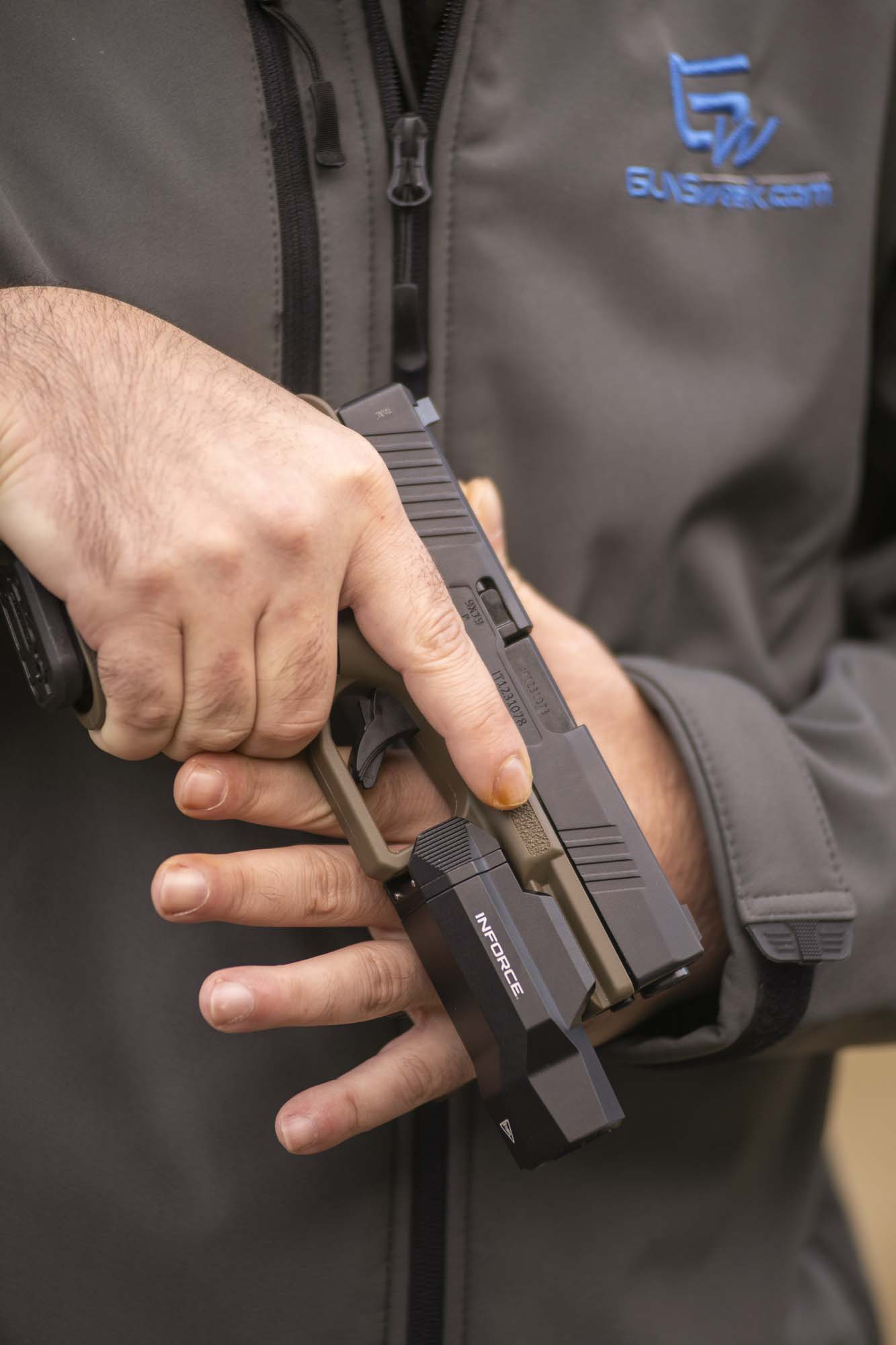 Pistola Emtan Ramon, la Glock israeliana | GUNSweek.com