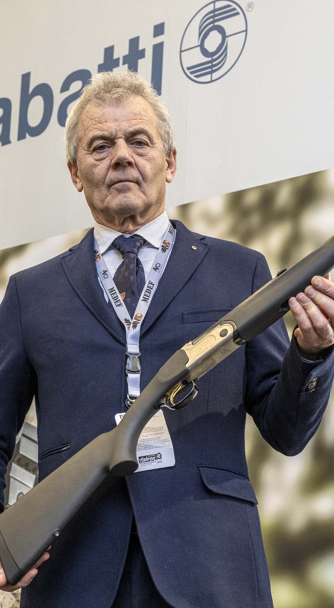 Sabatti Carbon 20: an Ultralight Over and Under shotgun | GUNSweek.com